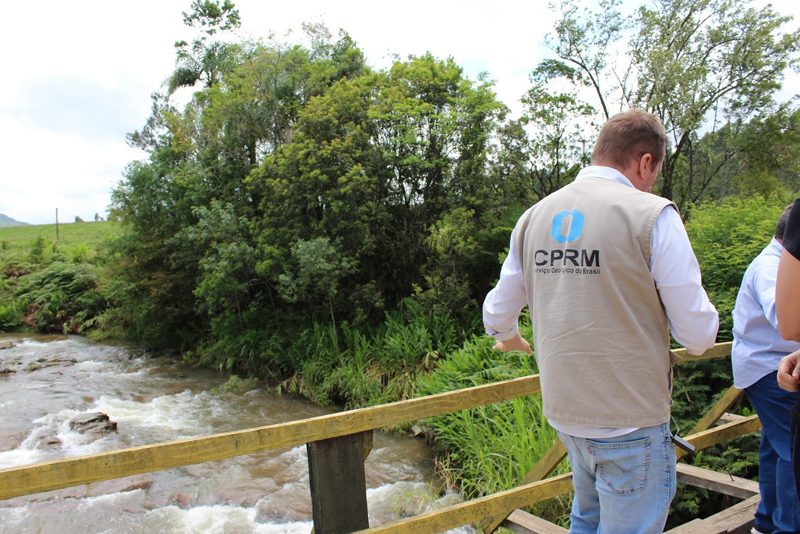 Galeria de Fotos - Recuperação Ambiental da Área III Rio Pio - SGB